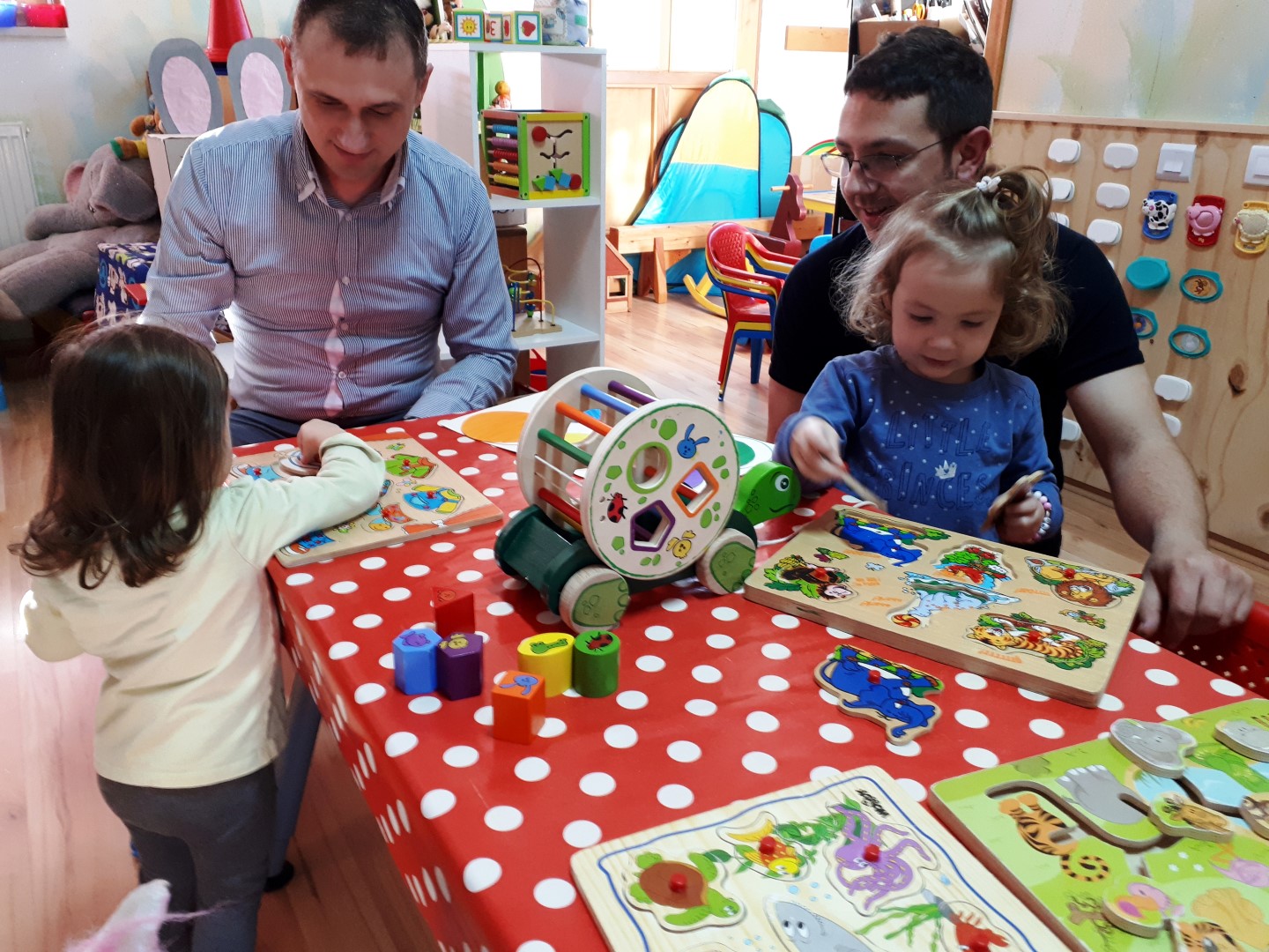 Dječji vrtić Ribica iz Žabnika: Tata, evo ti diploma!